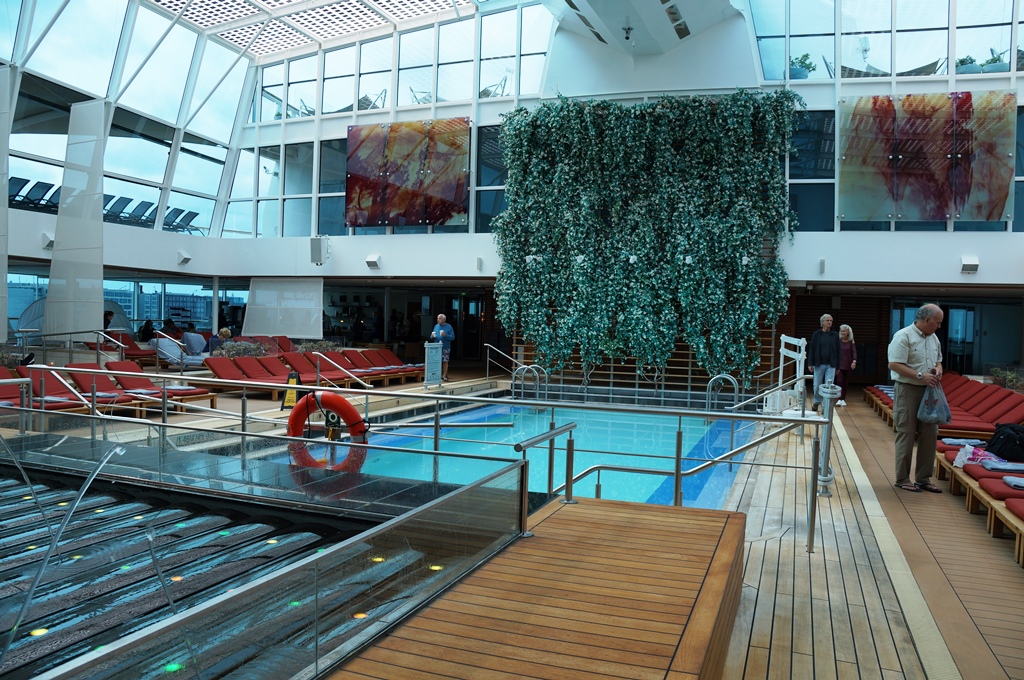 Kennt Ihr die Celebrity Reflection? - CruiseCouple